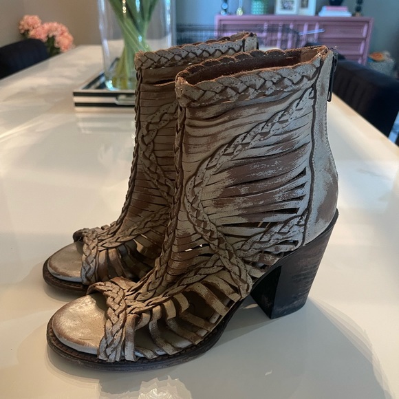 Freebird by Steven | Shoes | Freebirds Sz 8 | Poshmark